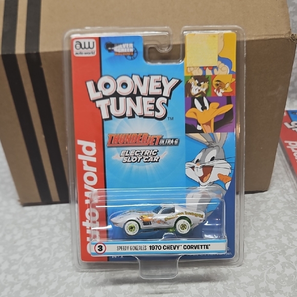 autoworld | Toys | Auto World 97 Chevy Corvette Looney Tunes Thunderjet ...